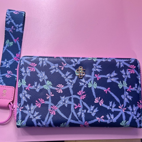 Simply Southern | Bags | Simply Southern Bow Womens Wristlet Phone ...